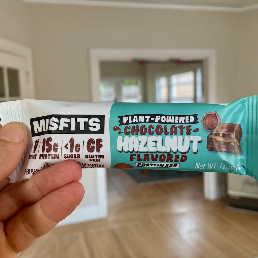 Misfits Protein Bars: Fit for Vegans or Fit for the Trash Can ...